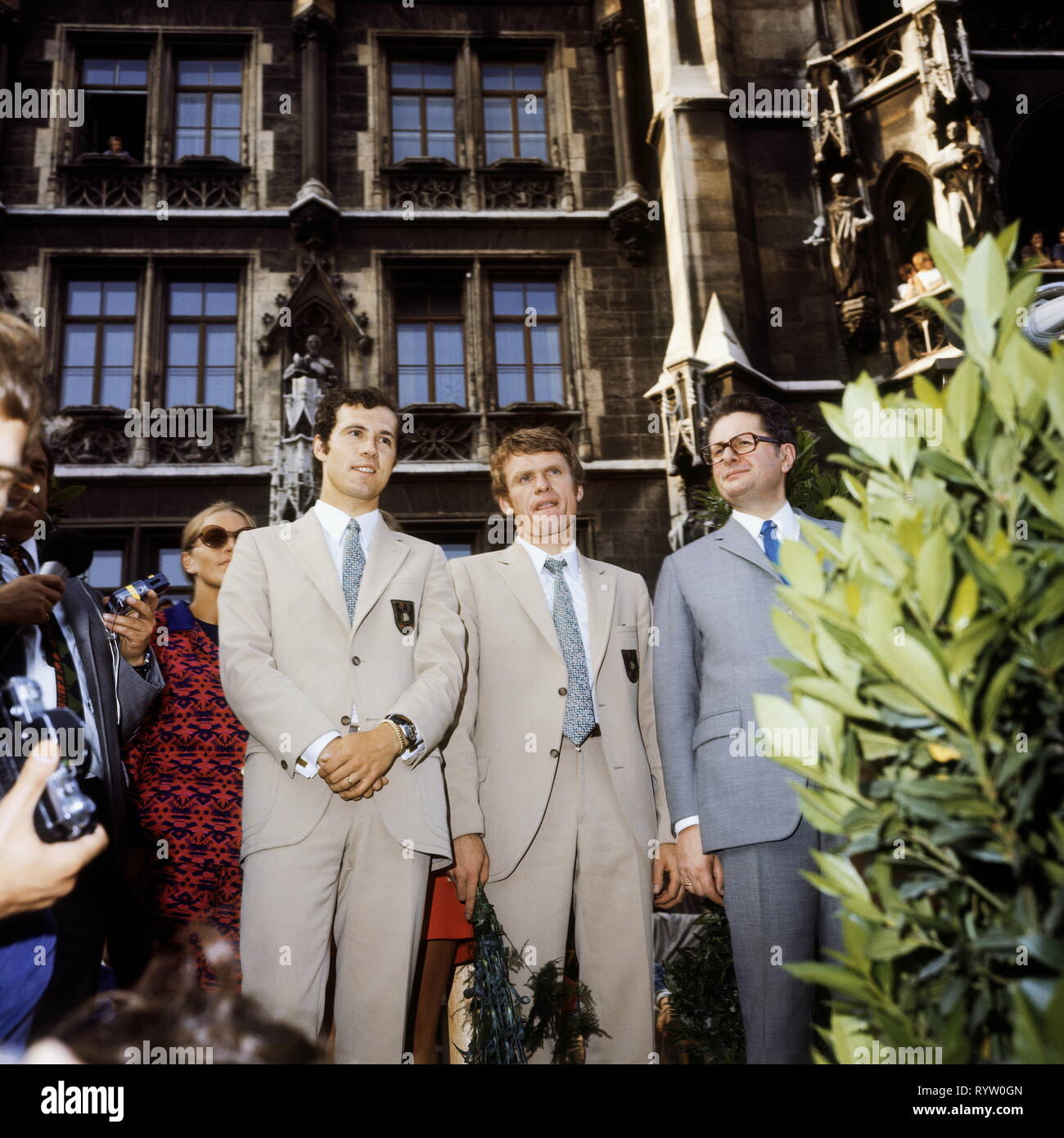 1974 world cup franz beckenbauer hi-res stock photography and images ...