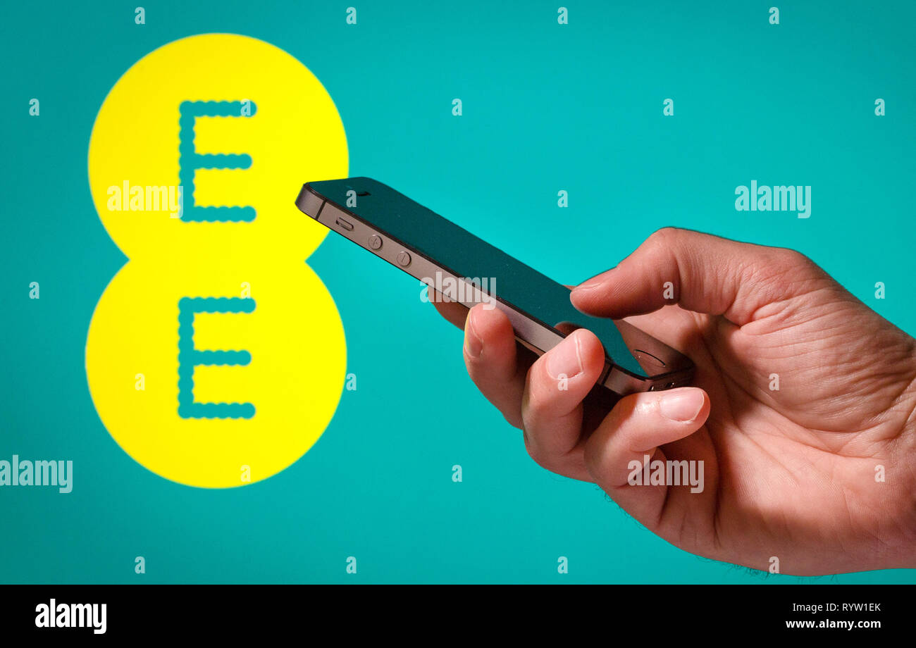 Ee logo hi-res stock photography and images - Alamy