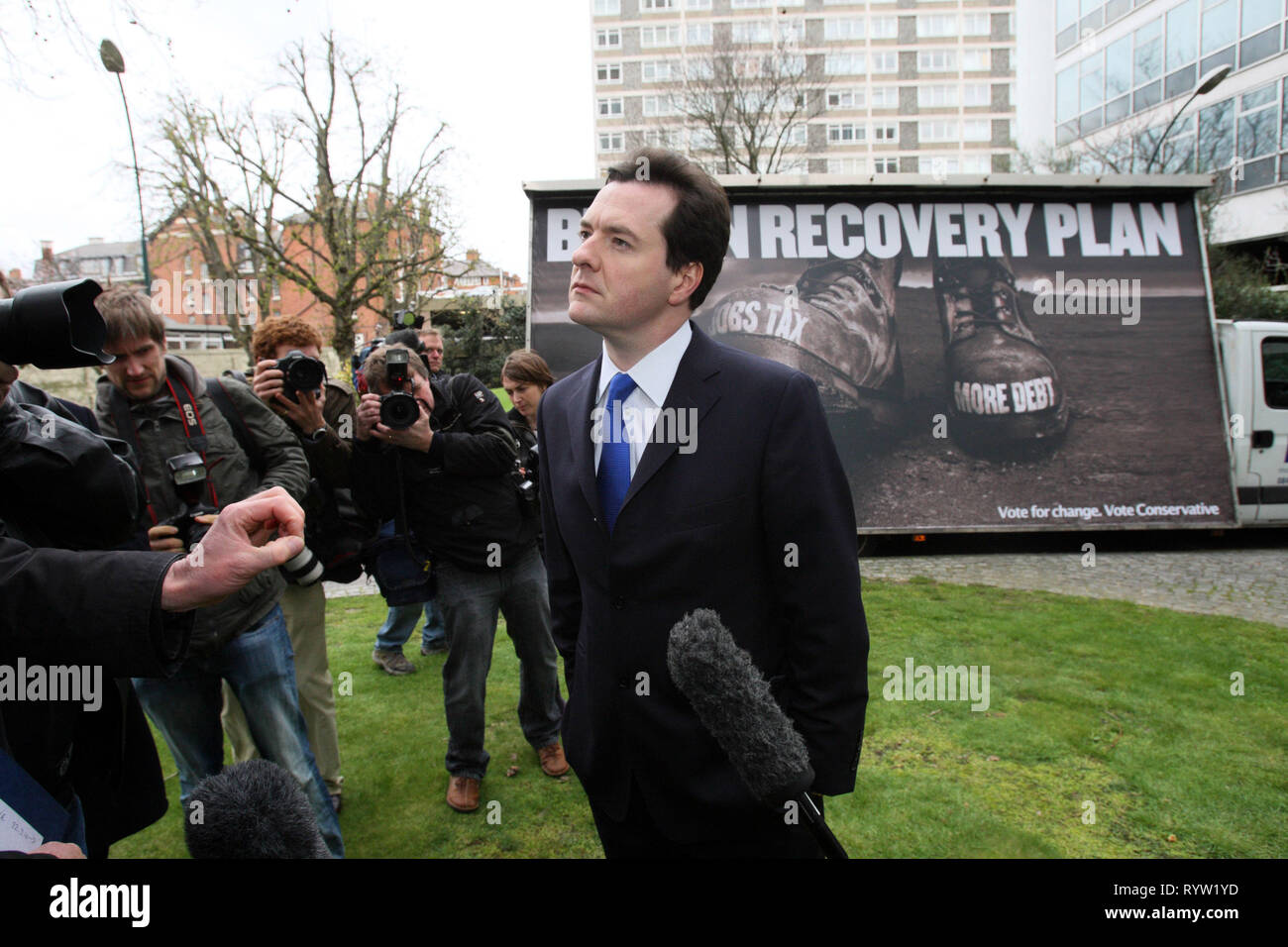 Conservative poster london hi-res stock photography and images - Alamy