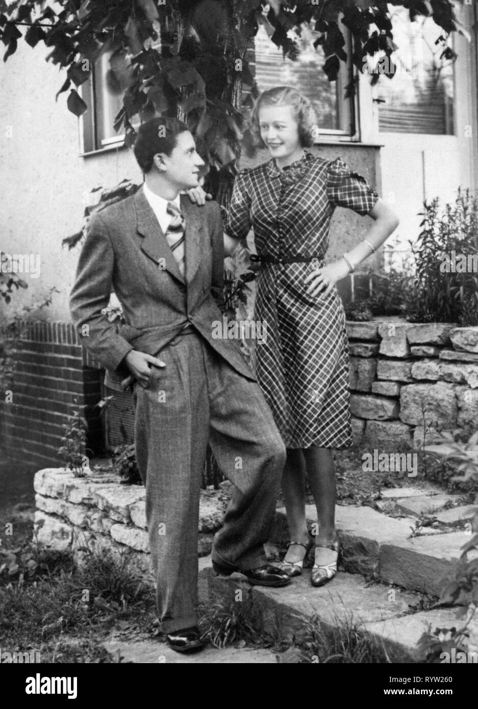 1940 Couple High Resolution Stock Photography and Images - Alamy