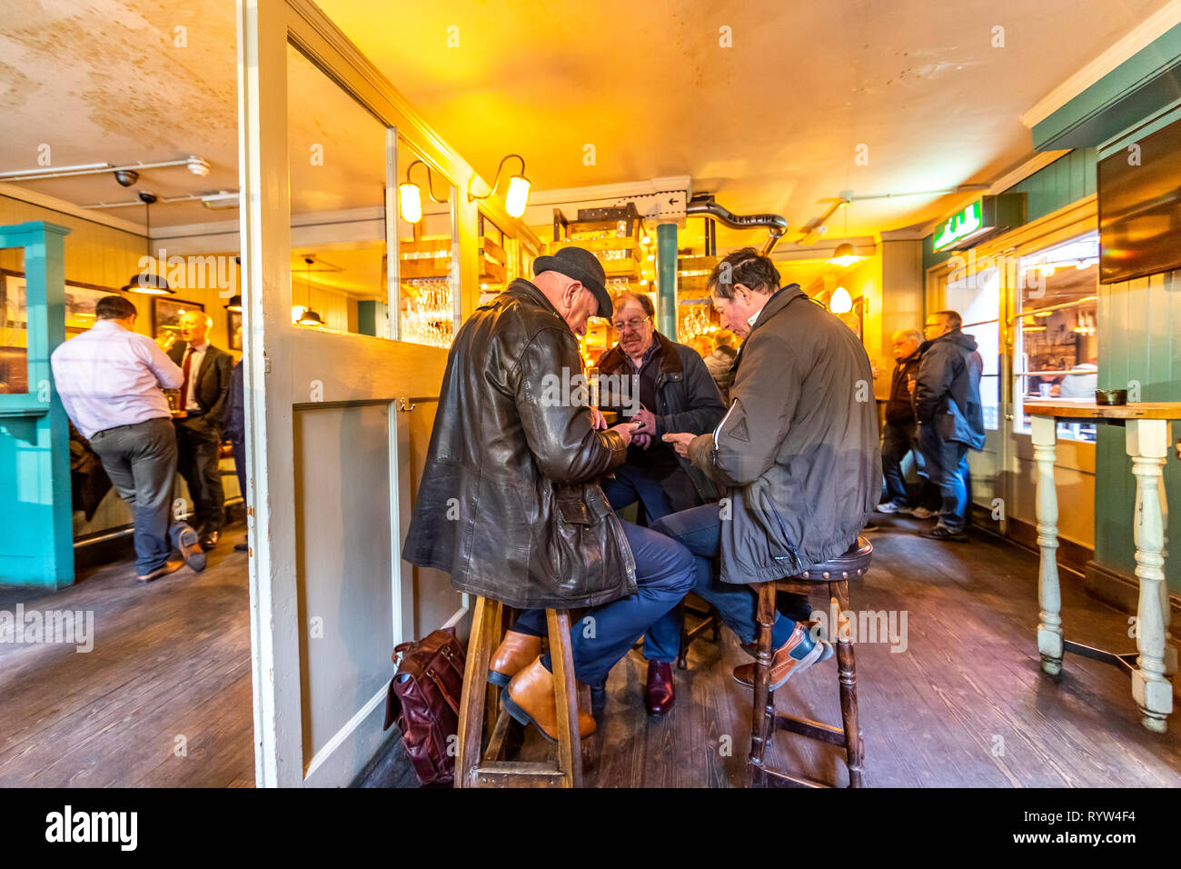 The Wheatsheaf. The pubs of Borough Market, London Stock Photo - Alamy