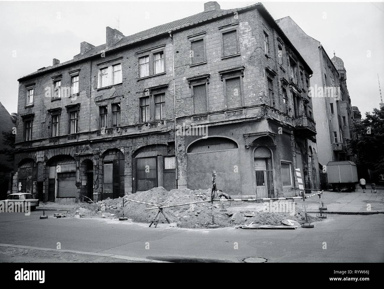 Berlin prenzlauer 1980s hi-res stock photography and images - Alamy