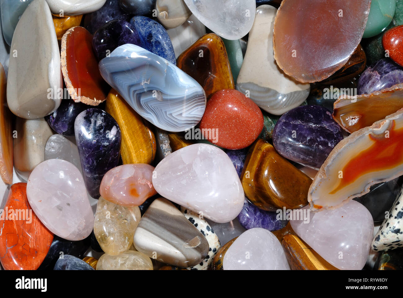 Texture, a mix of colored gemstones Stock Photo - Alamy