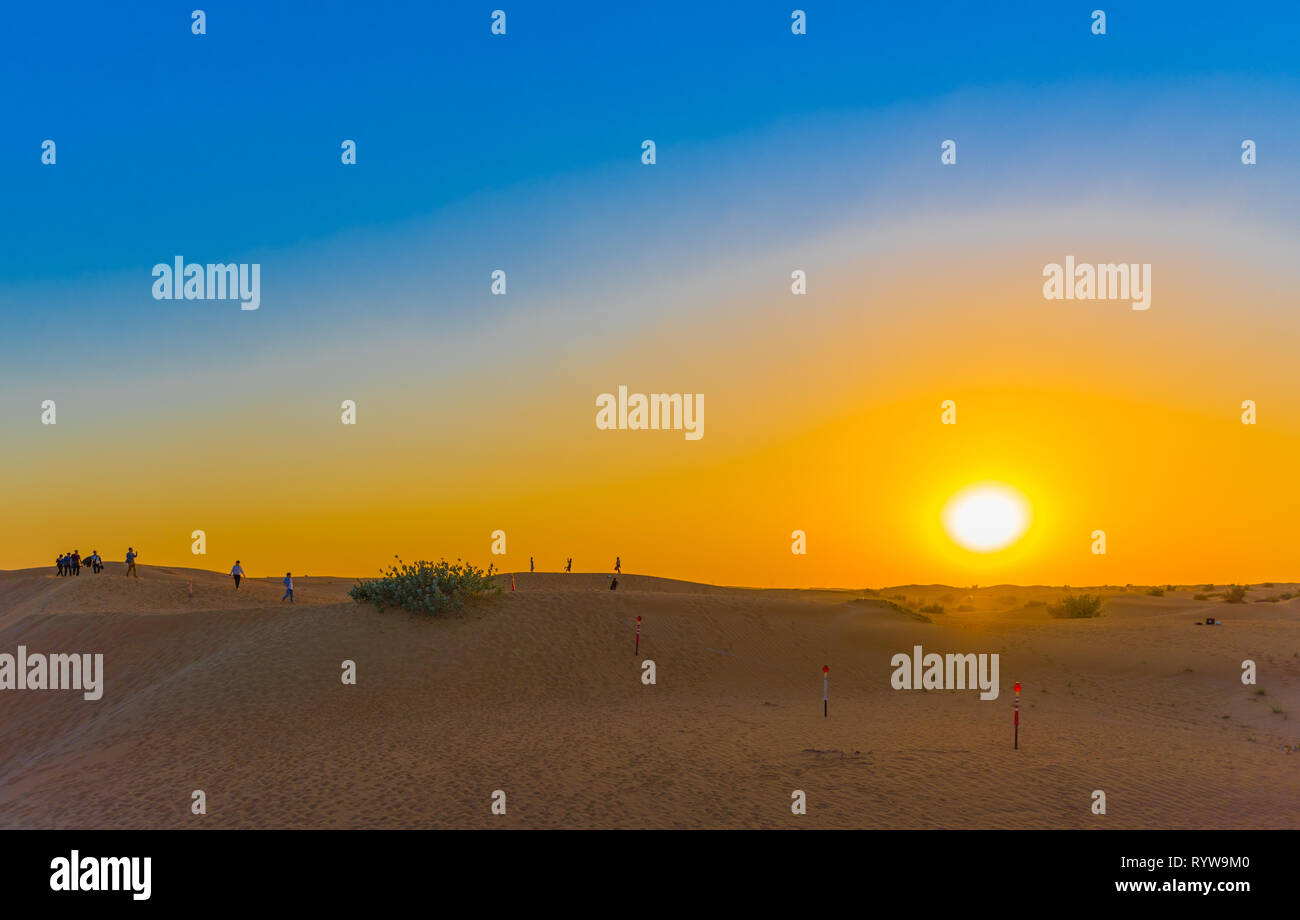 Sunset over dubai united hi-res stock photography and images - Alamy