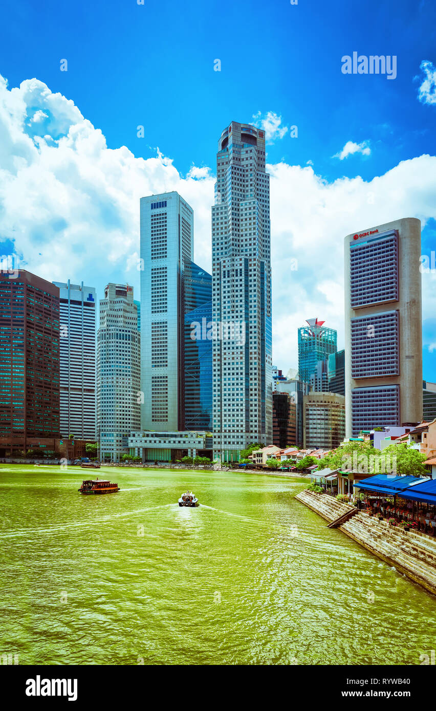 Uob plaza 1 hi-res stock photography and images - Alamy