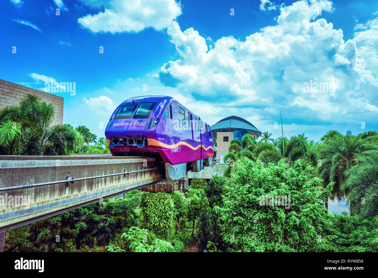 Sentosa island monorail train singapore hi-res stock photography and ...