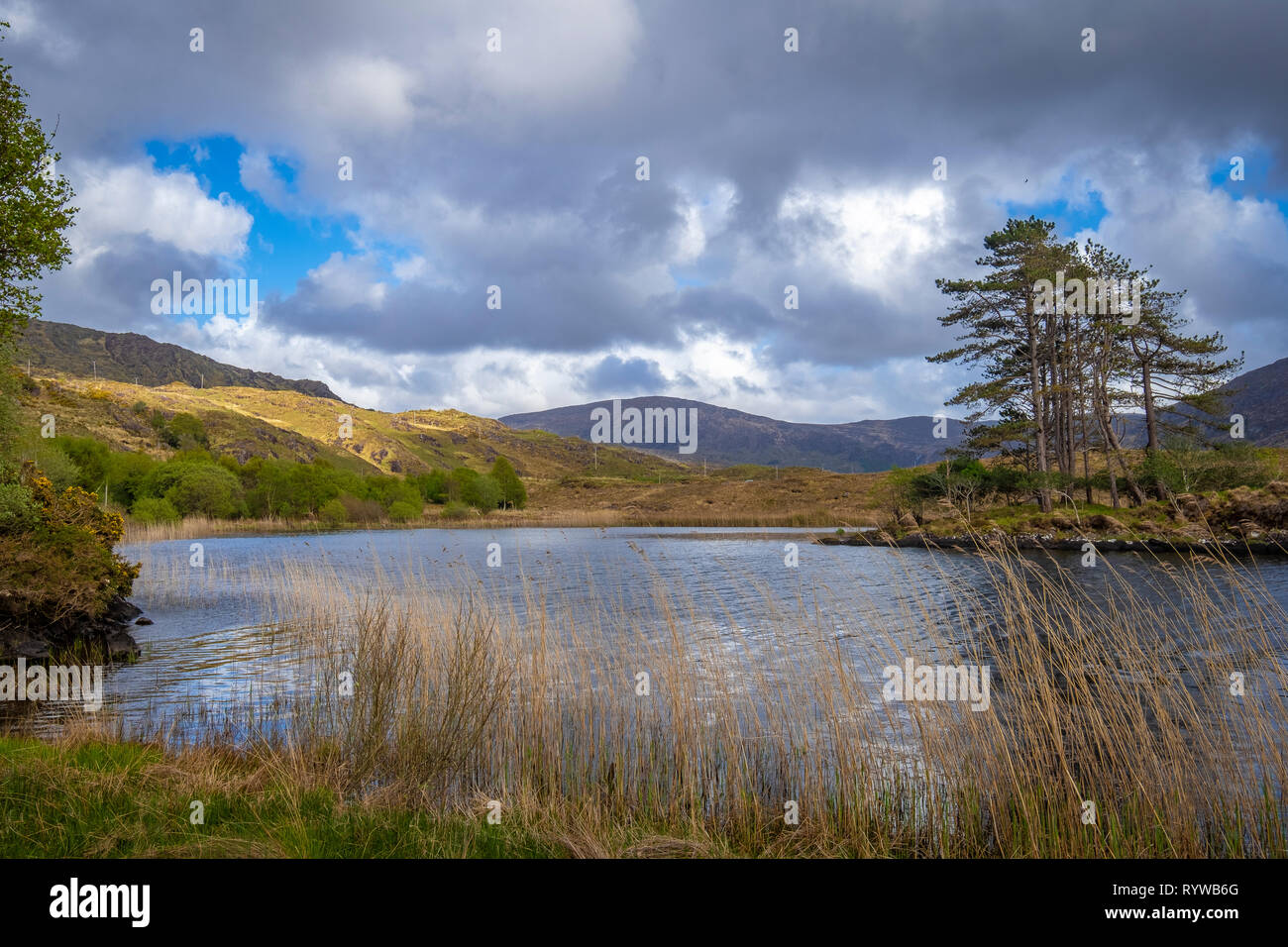 Lough inchiquin hi-res stock photography and images - Alamy