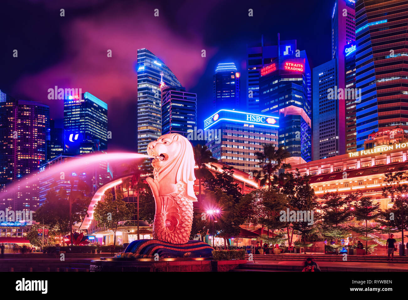 Merlion in singapore mouth singapore hi-res stock photography and ...