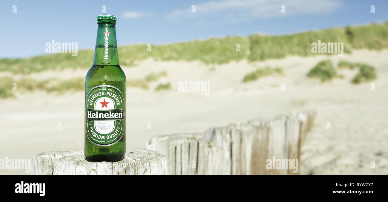 Ameland, Dutch - 13 October 2018.: Heineken beer on the beach ...
