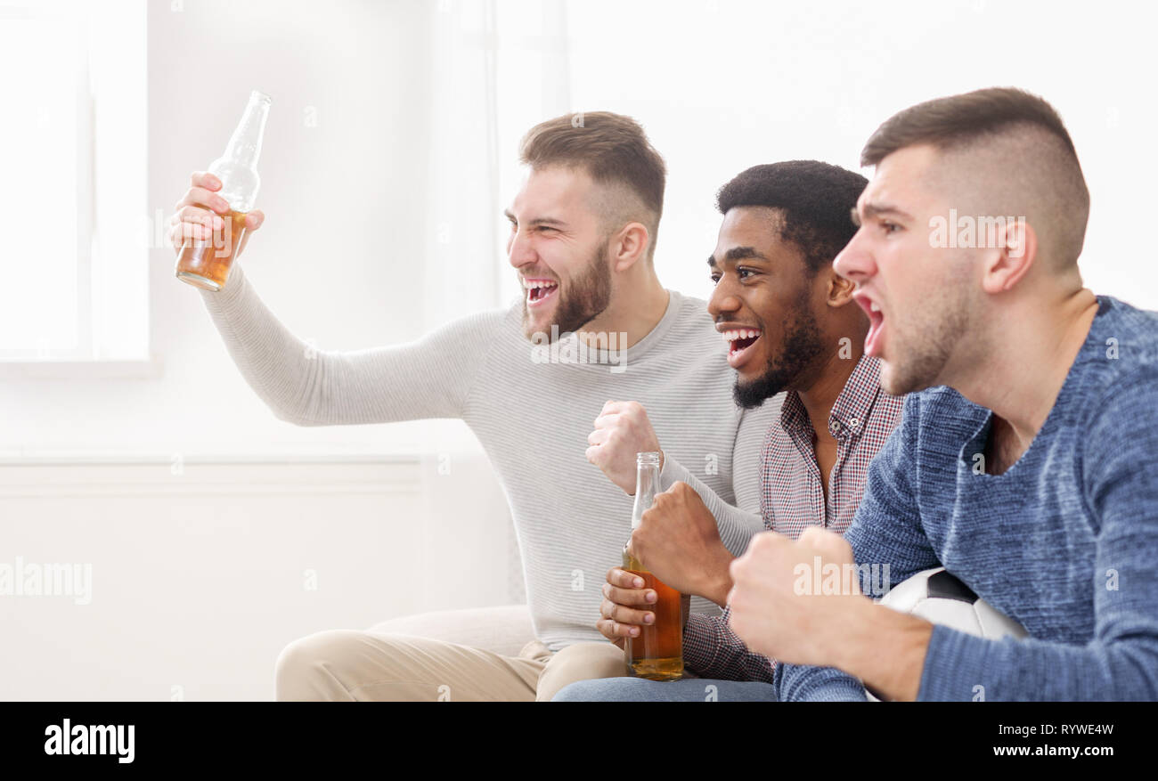 Favourite team hi-res stock photography and images - Alamy