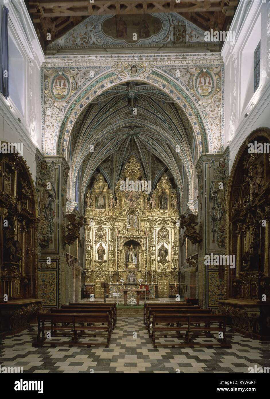 INTERIOR-IGLESIA-CABECERA Y RETABLO MAYOR BARROCO. Location: CONVENTO ...