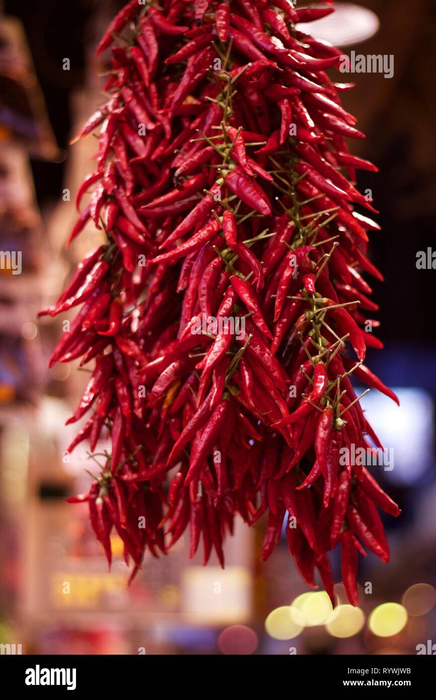 Hanging red chillies bunches hi-res stock photography and images - Alamy