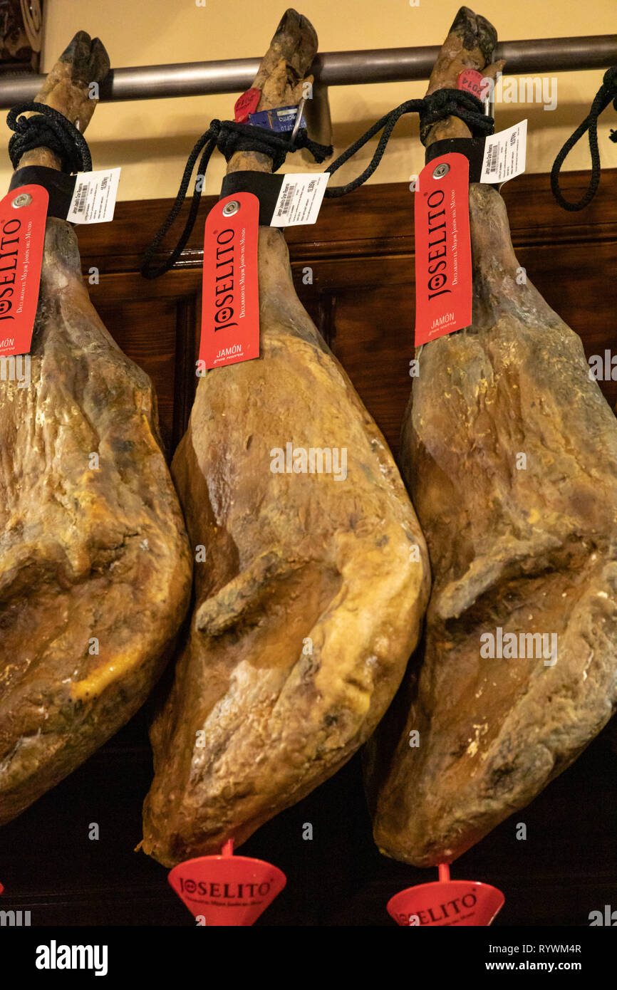 Jamon iberico tapas hi-res stock photography and images - Alamy