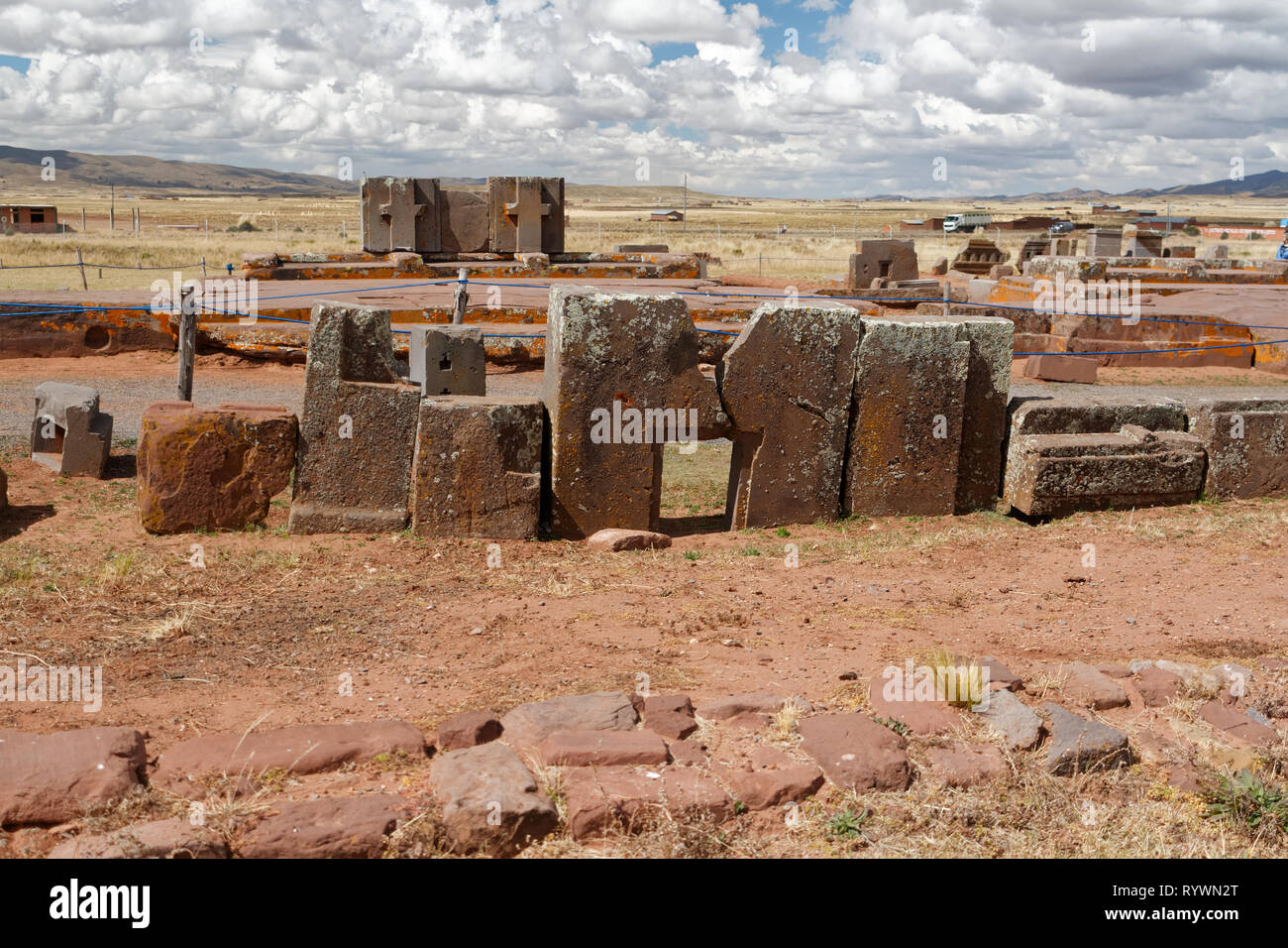 Tiahuanaco pottery hi-res stock photography and images - Alamy