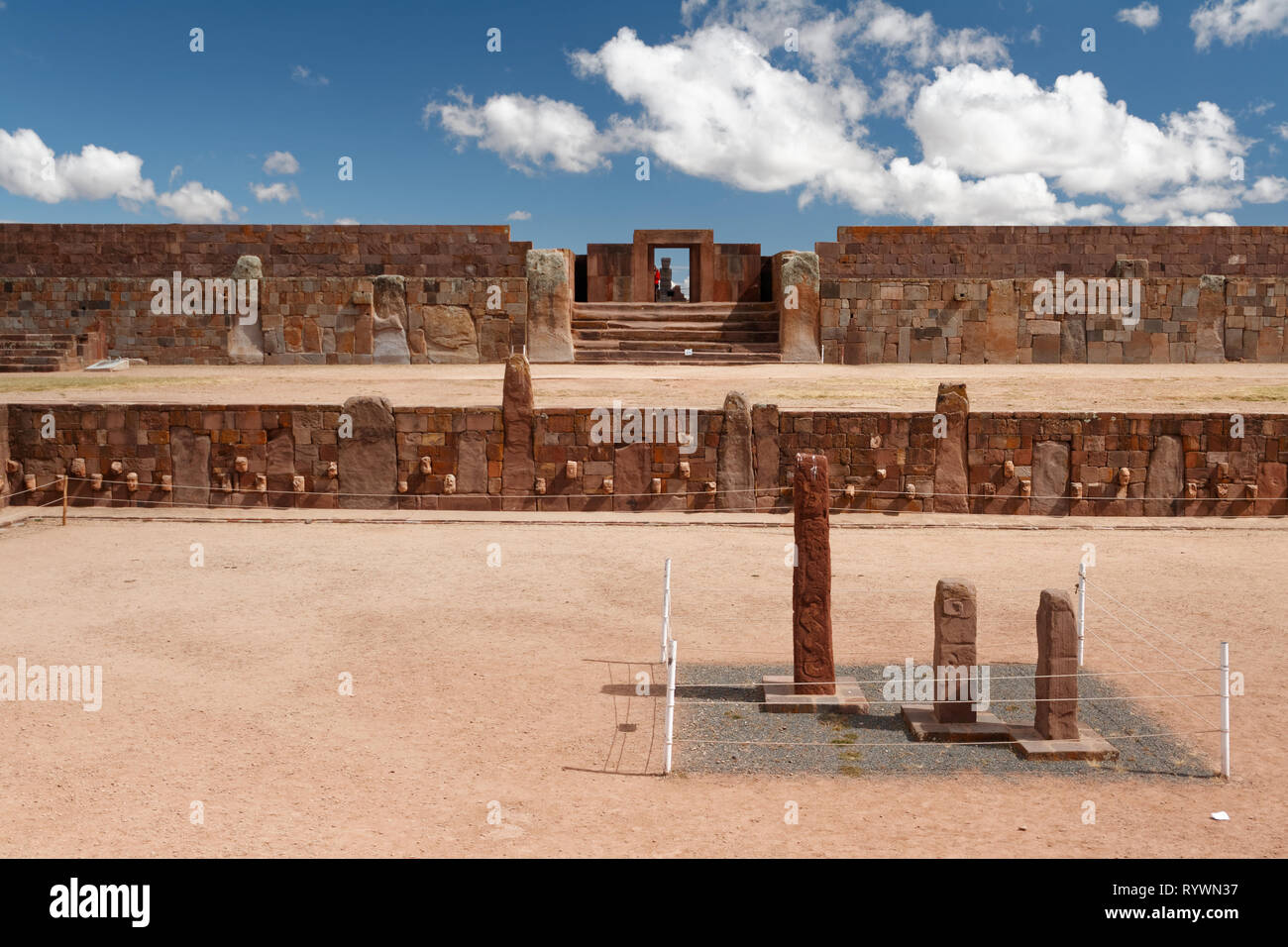 Ruins of a prehistoric Tiahuanaco (Tiwanaku) in Bolivia Stock Photo - Alamy