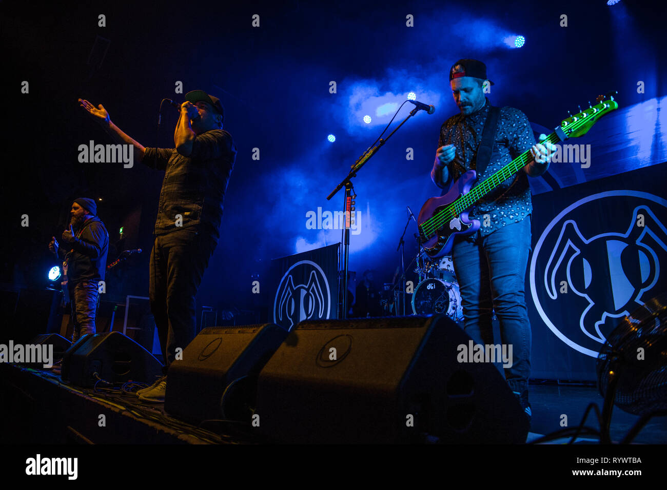Alien ant farm singer hi-res stock photography and images - Alamy