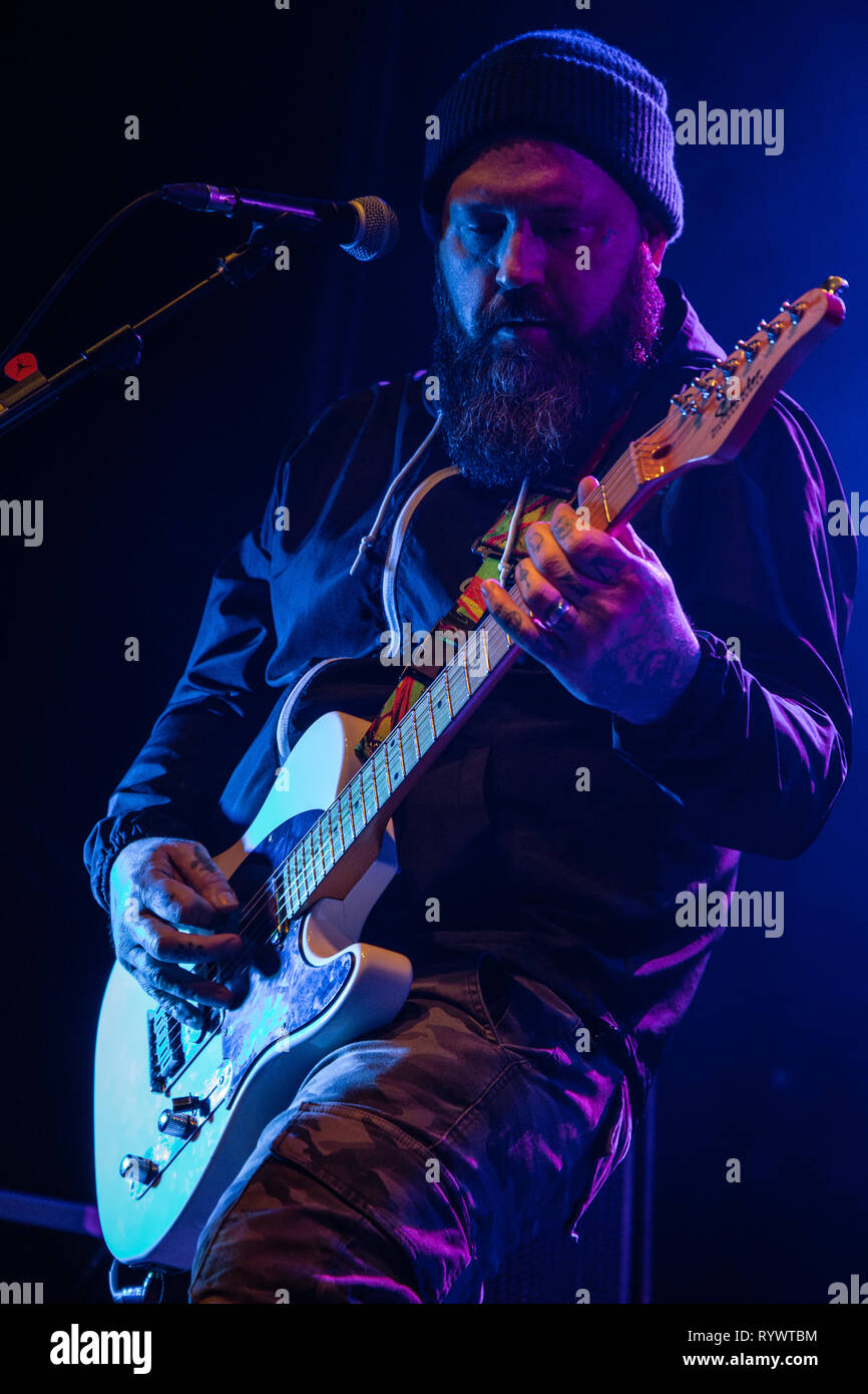 Alien ant farm bassist hi-res stock photography and images - Alamy