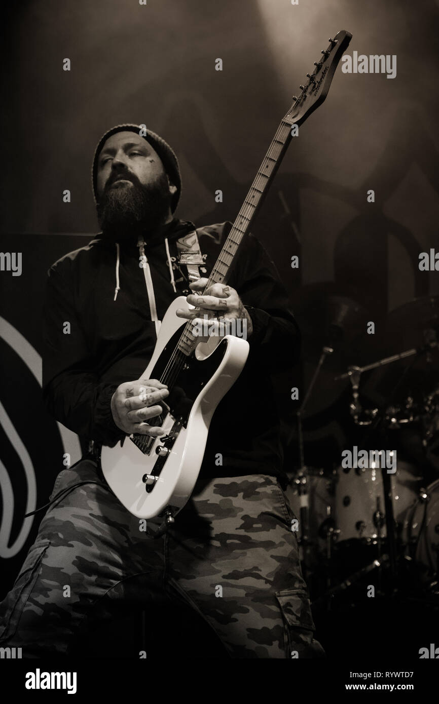 Alien ant farm bassist hi-res stock photography and images - Alamy
