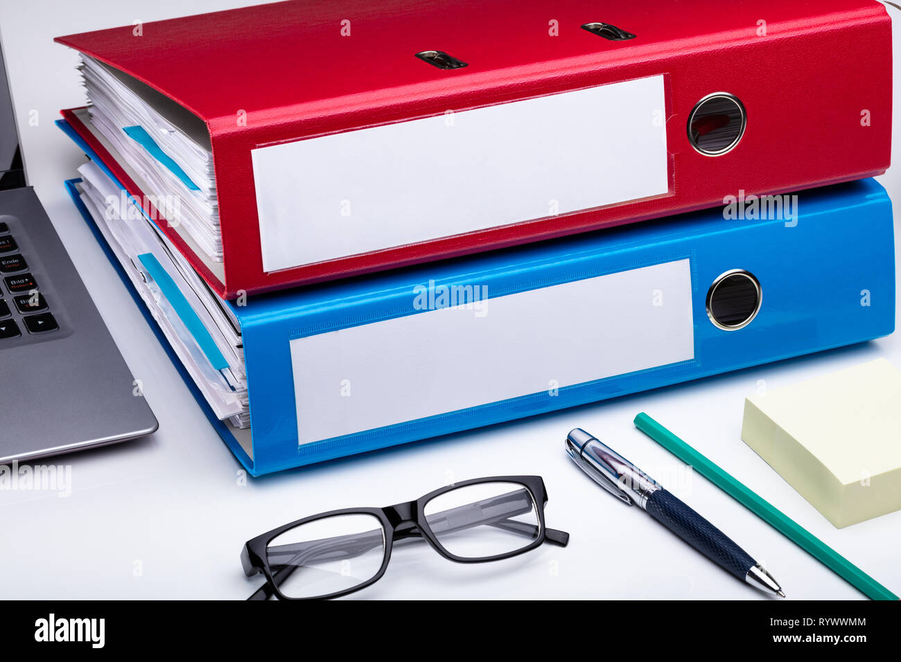 Document folders table hi-res stock photography and images - Alamy