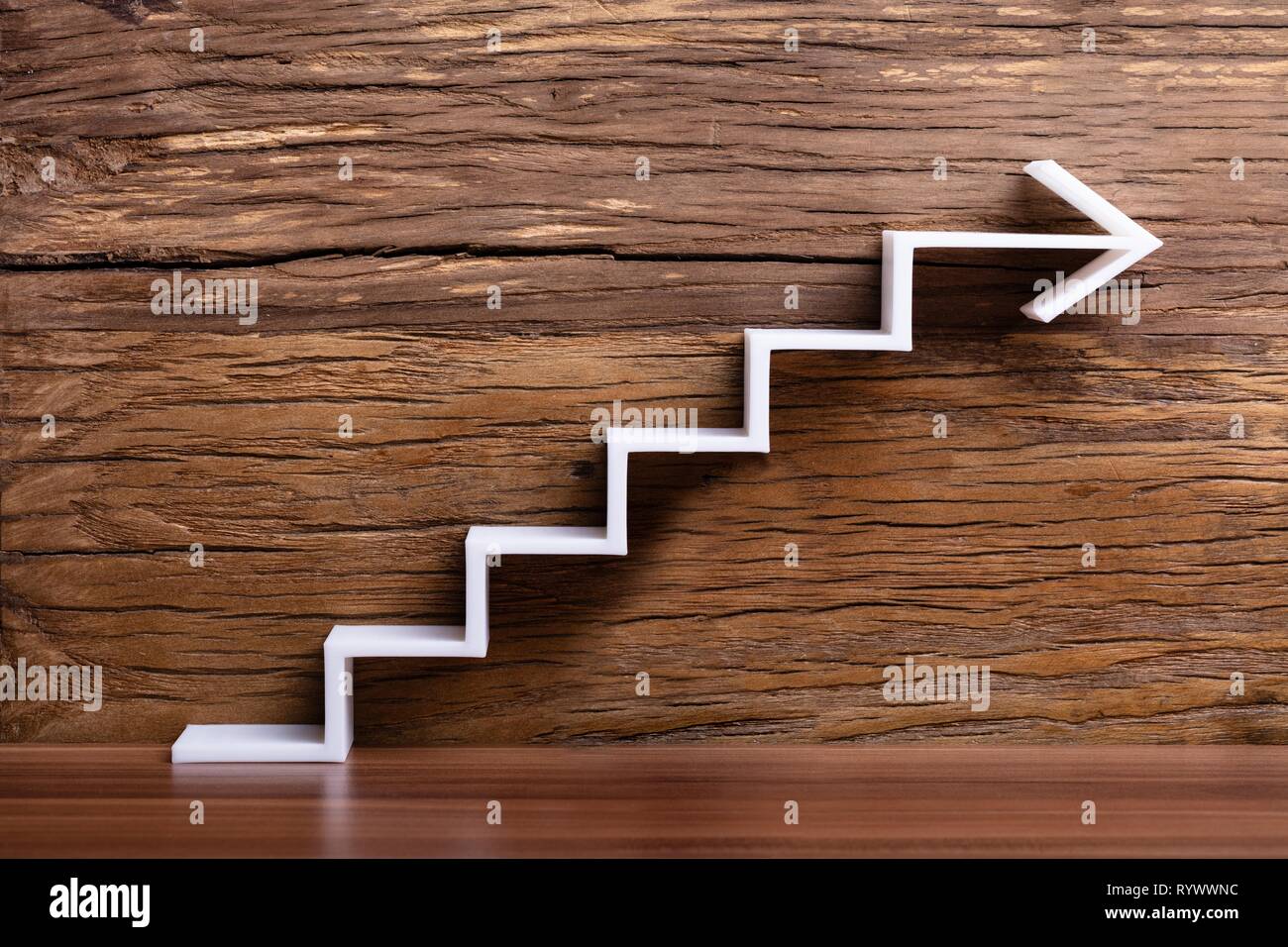 Staircase arrow arrow hi-res stock photography and images - Alamy
