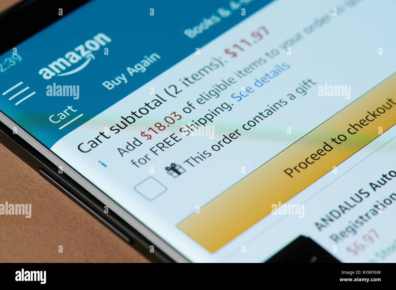 Amazon website hi-res stock photography and images - Alamy