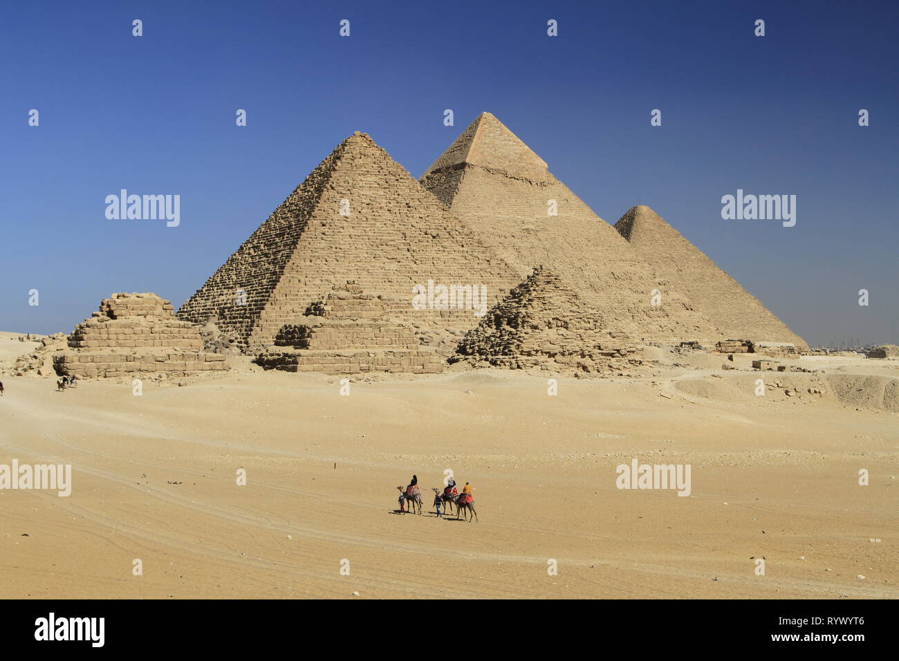 Giza Pyramid Complex, Giza Plateau, Giza, Cairo, Egypt Stock Photo - Alamy