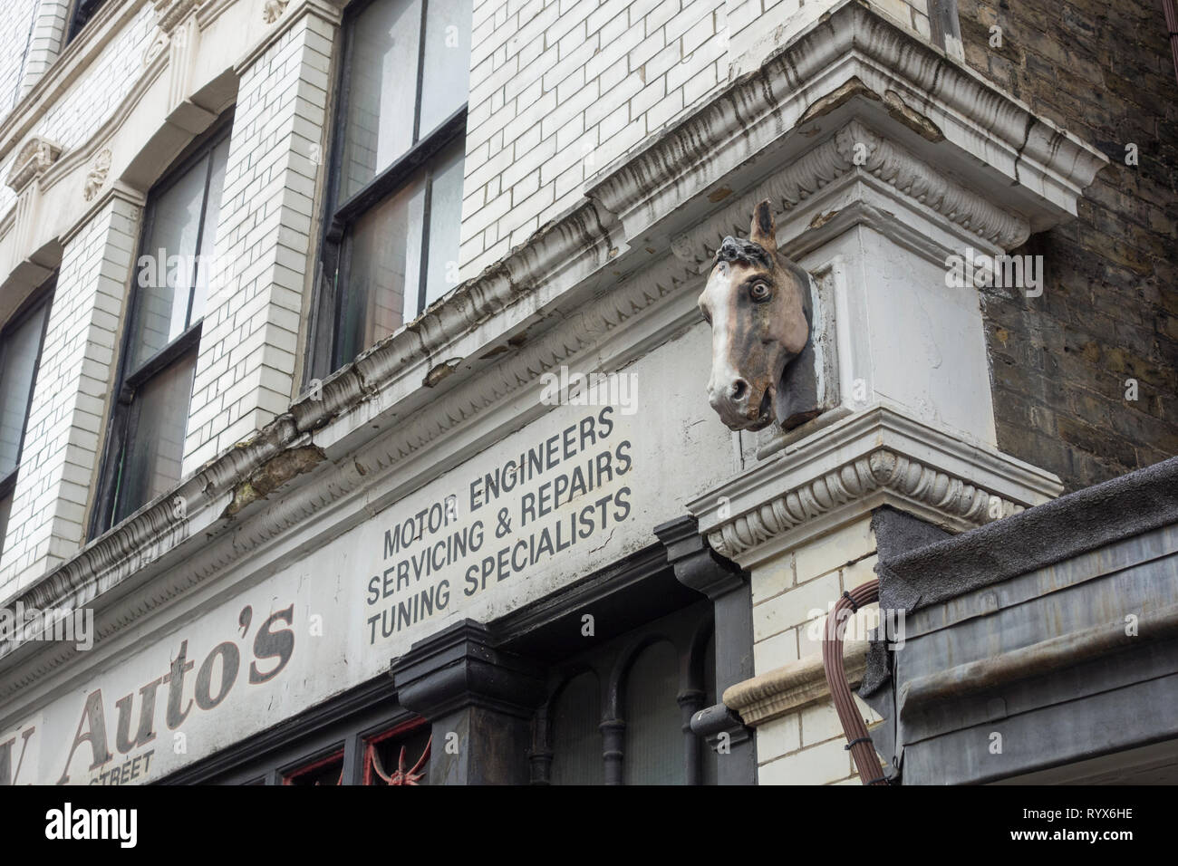 R.J. Autos, Morocco Street, London, SE1, UK Stock Photo - Alamy