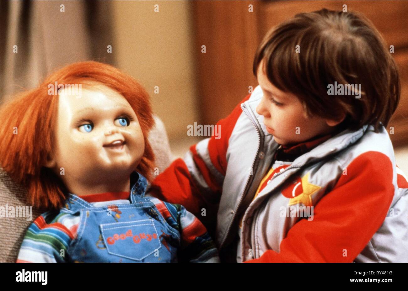 CHUCKY,VINCENT, CHILD'S PLAY, 1988 Stock Photo - Alamy