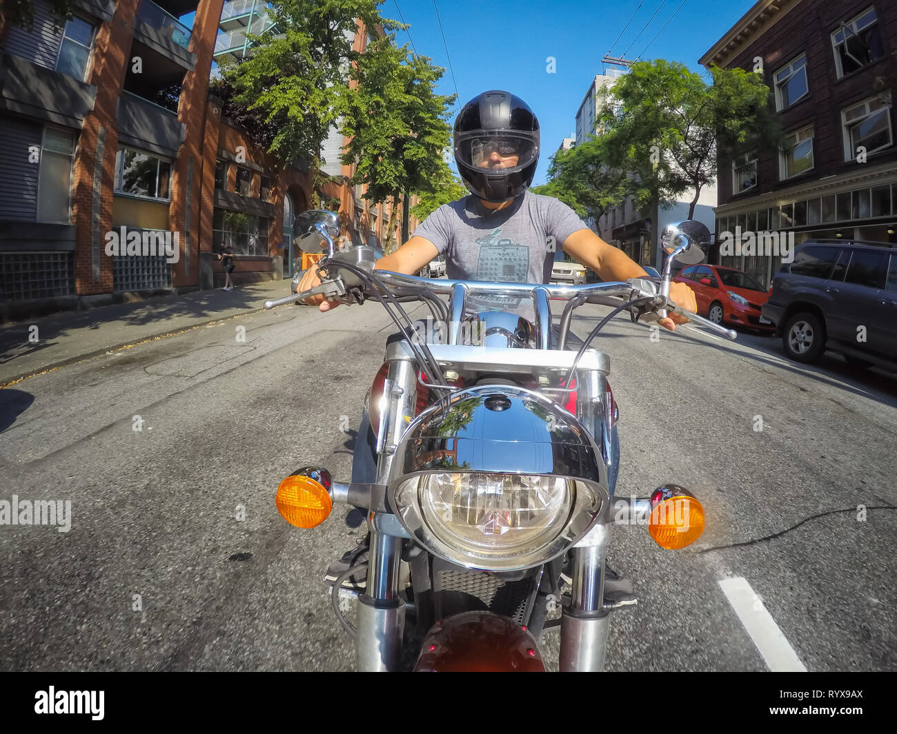Downtown bike ride hi-res stock photography and images - Alamy