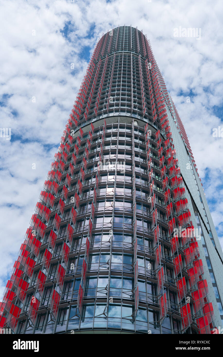 One international tower hi-res stock photography and images - Alamy