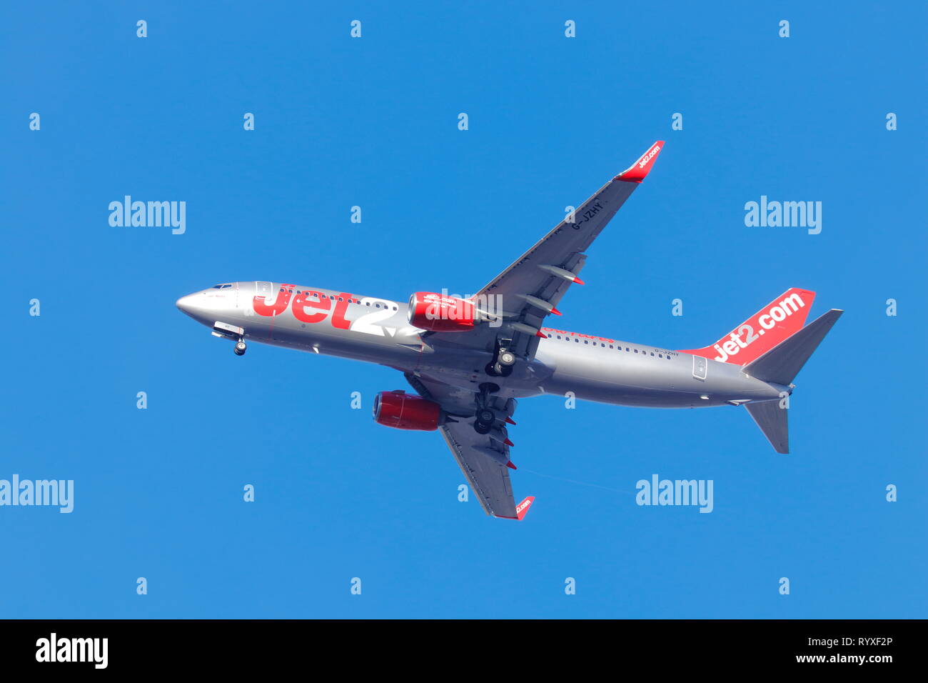 Boeing 737 8m hi-res stock photography and images - Alamy