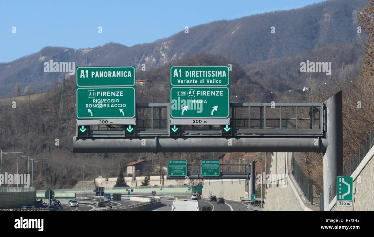 Traffic signs florence hi-res stock photography and images - Alamy