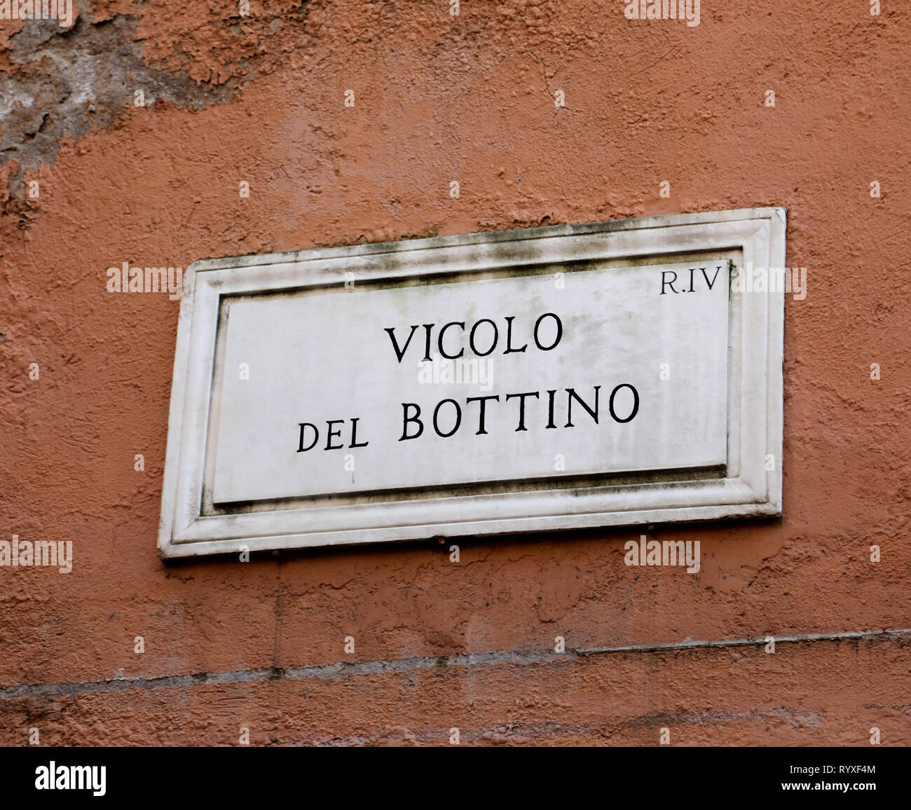 Vicolo del bottino hi-res stock photography and images - Alamy