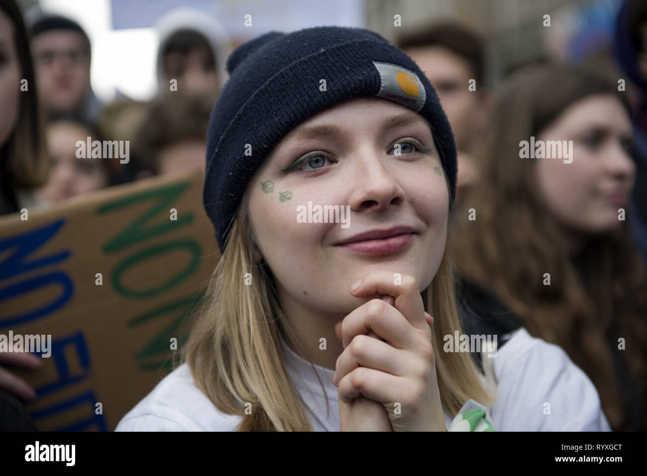 Earth strike movement hi-res stock photography and images - Alamy