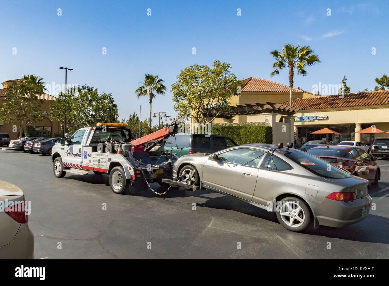 Irvine, California, USA. 3rd Apr, 2018. Evacuation of the car from the ...