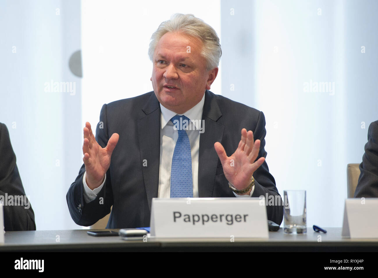 Duesseldorf, Deutschland. 13th Mar, 2019. Armin PAPPERGER, Chief ...