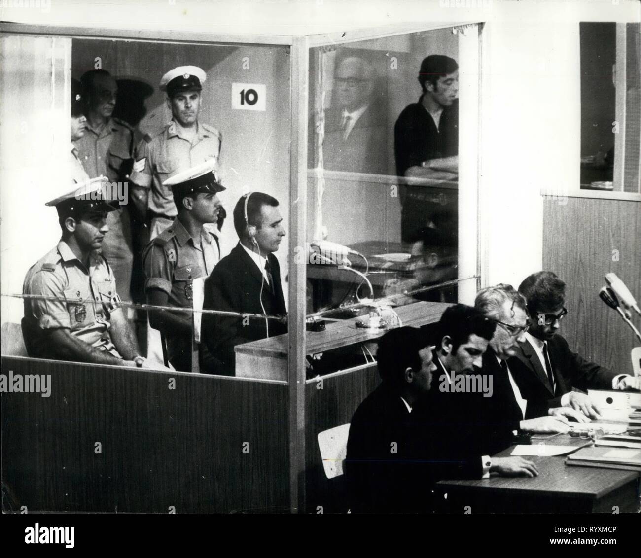 10 October 1969 High Resolution Stock Photography and Images - Alamy