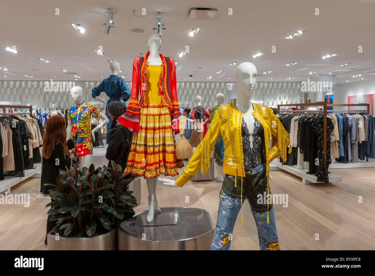 New York, USA. 15th Mar, 2019. Visitors to the Neiman Marcus department ...