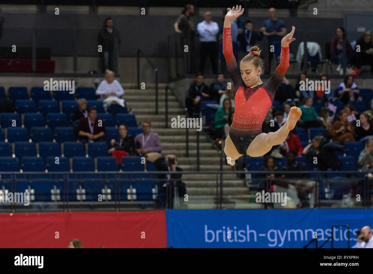 Elite gymnasts hi-res stock photography and images - Alamy