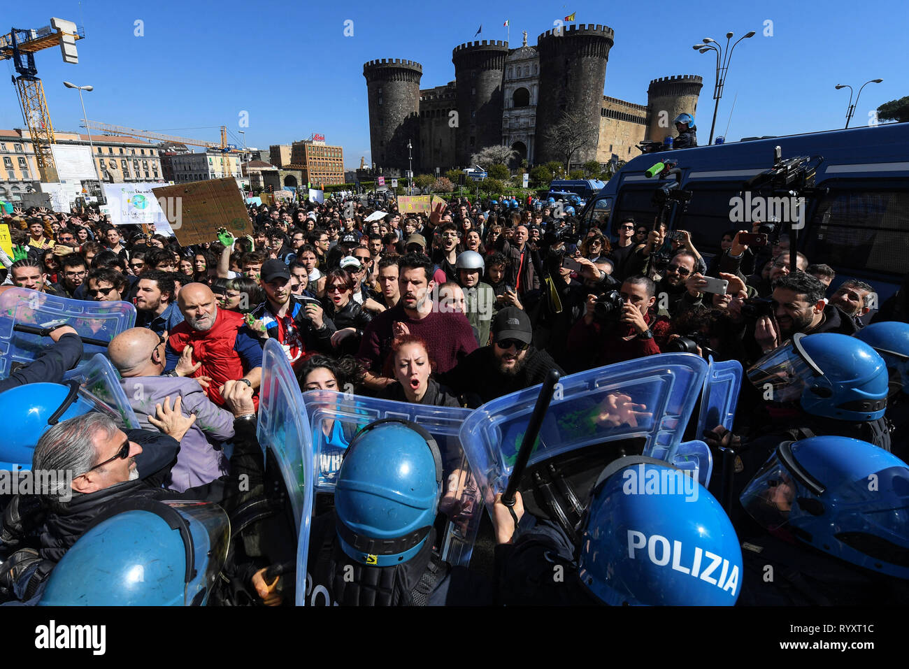 Naples, Italy, 15 March, 2019 - Some clashes between protesters and the ...