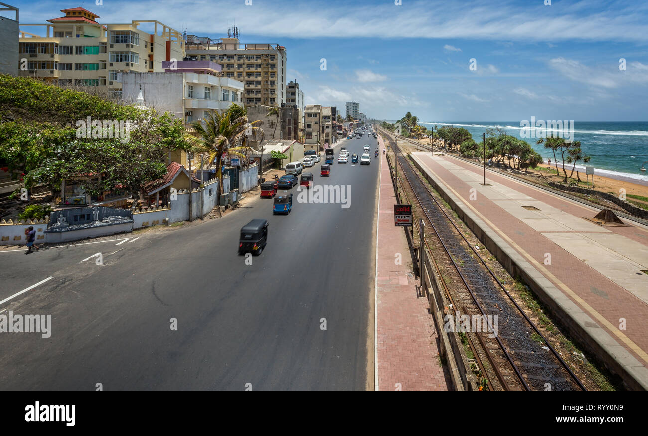 Street running railway hi-res stock photography and images - Alamy