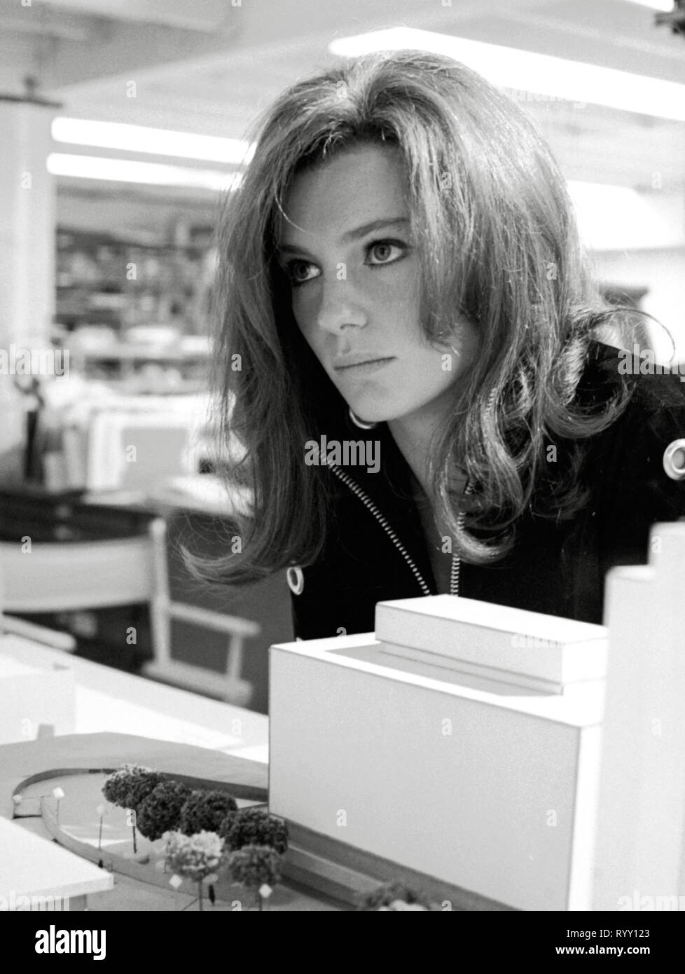 Studio Publicity Still from "Bullitt" Jacqueline Bisset (1968) Warner ...