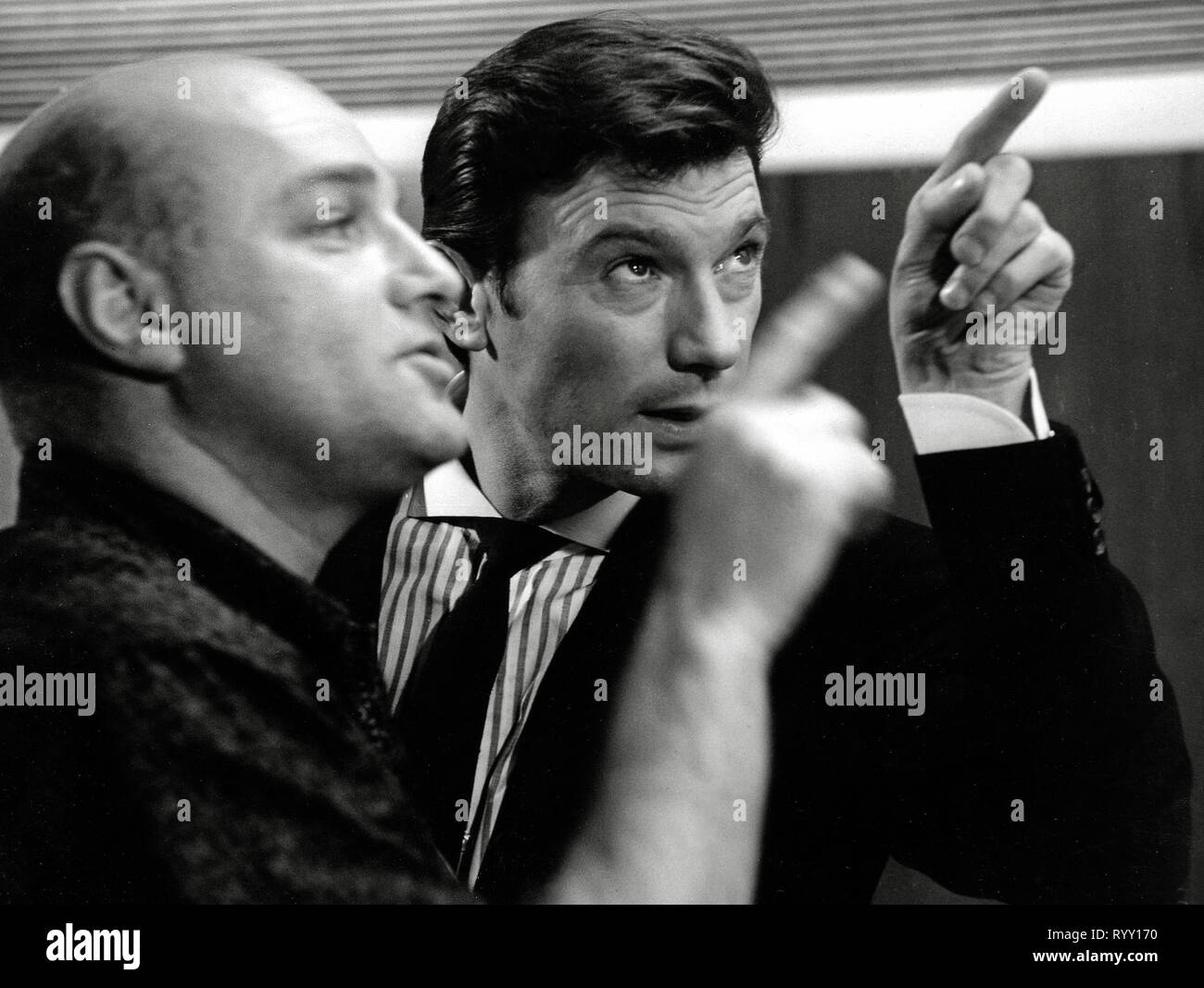 Director John Schlesinger, Laurence Harvey, "Darling" 1965 Embassy ...