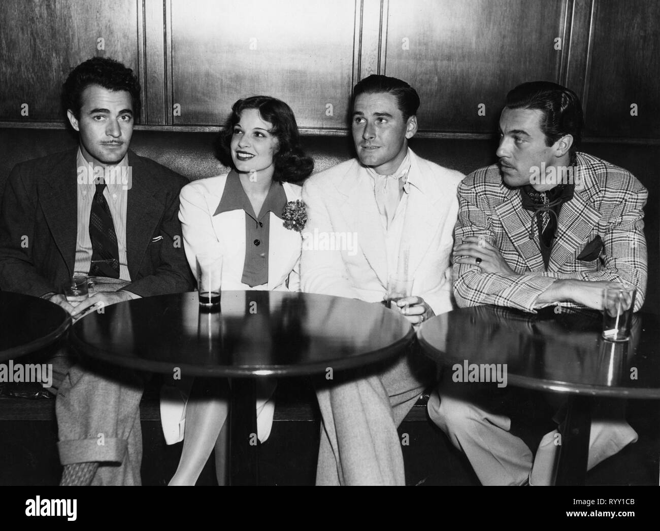 Gilbert Roland, Errol Flynn, Lili Damita and Cesar Romero, circa (1939 ...