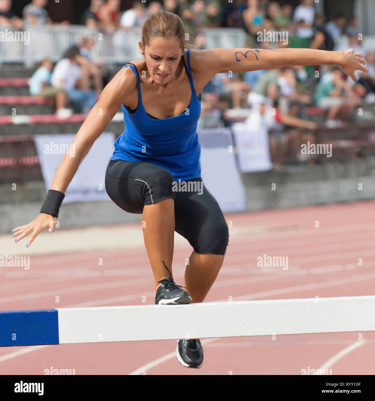 Crossfit runner hi-res stock photography and images - Alamy