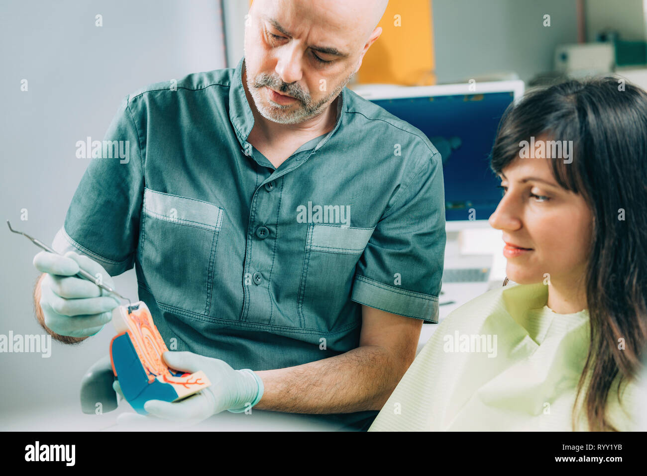 Explaining procedure hi-res stock photography and images - Alamy