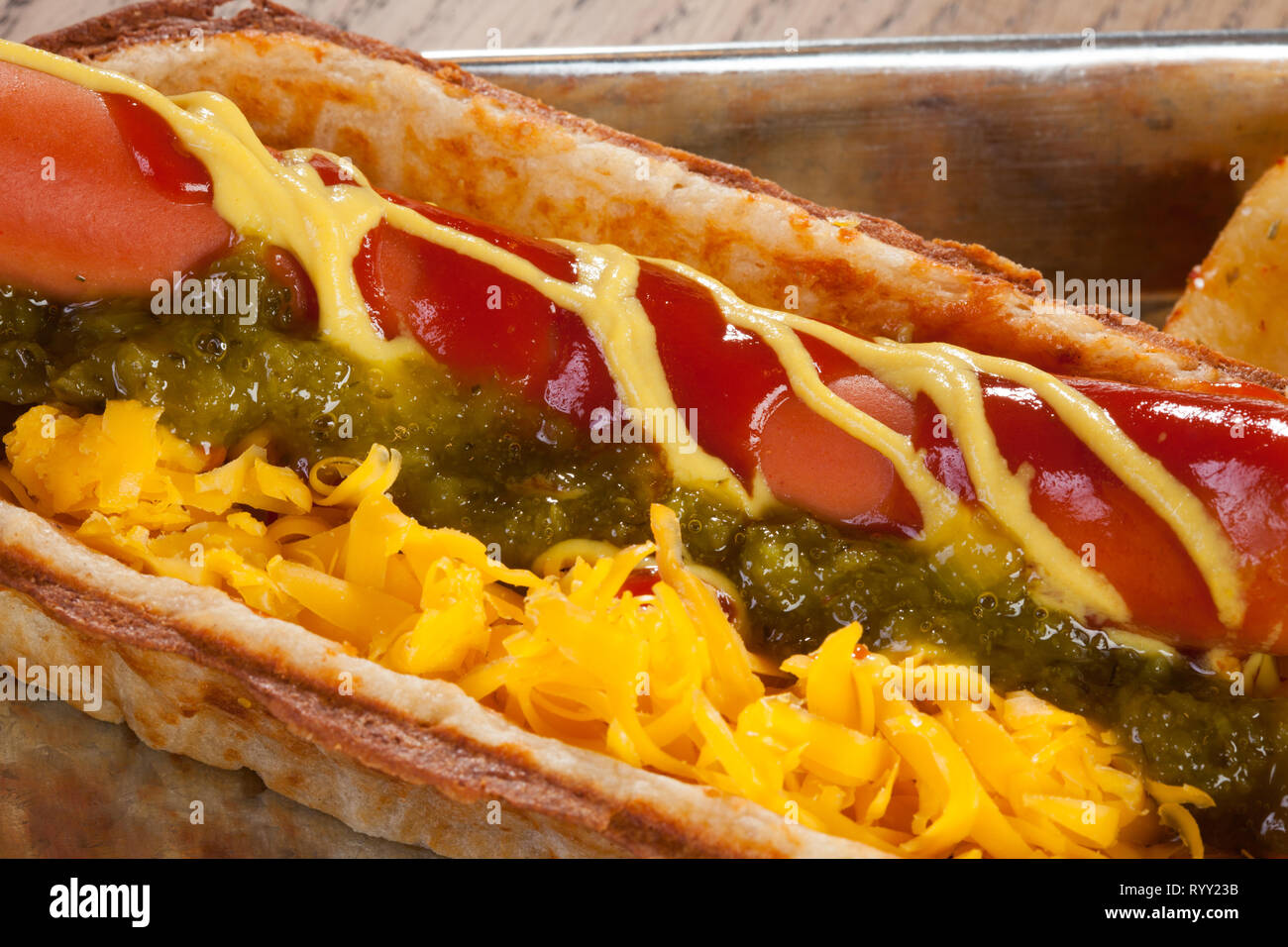 hot dog served in metal dish Stock Photo - Alamy