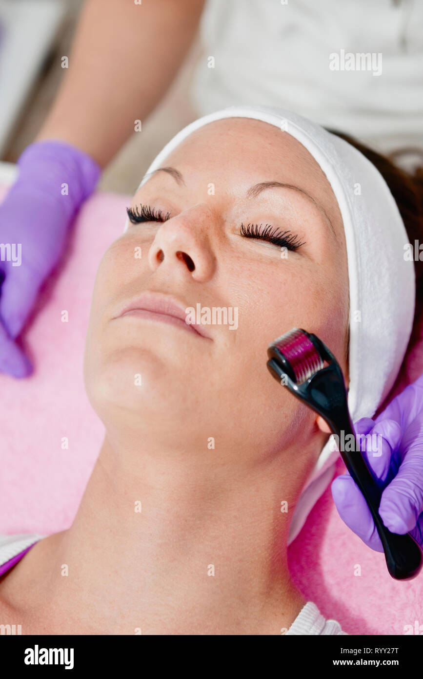 Dermaroller hi-res stock photography and images - Alamy