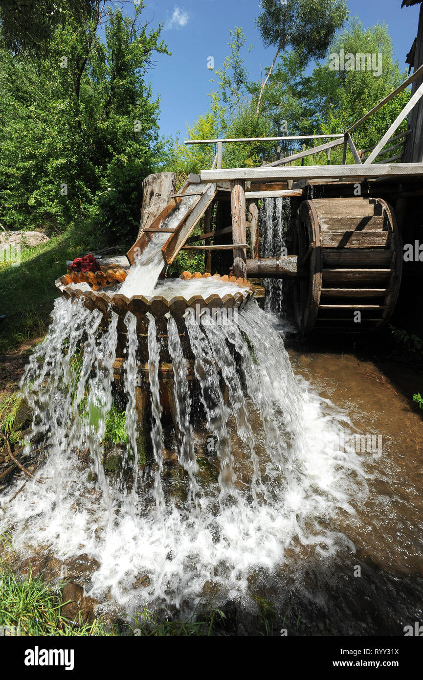 Traditional washing mashine hi-res stock photography and images - Alamy