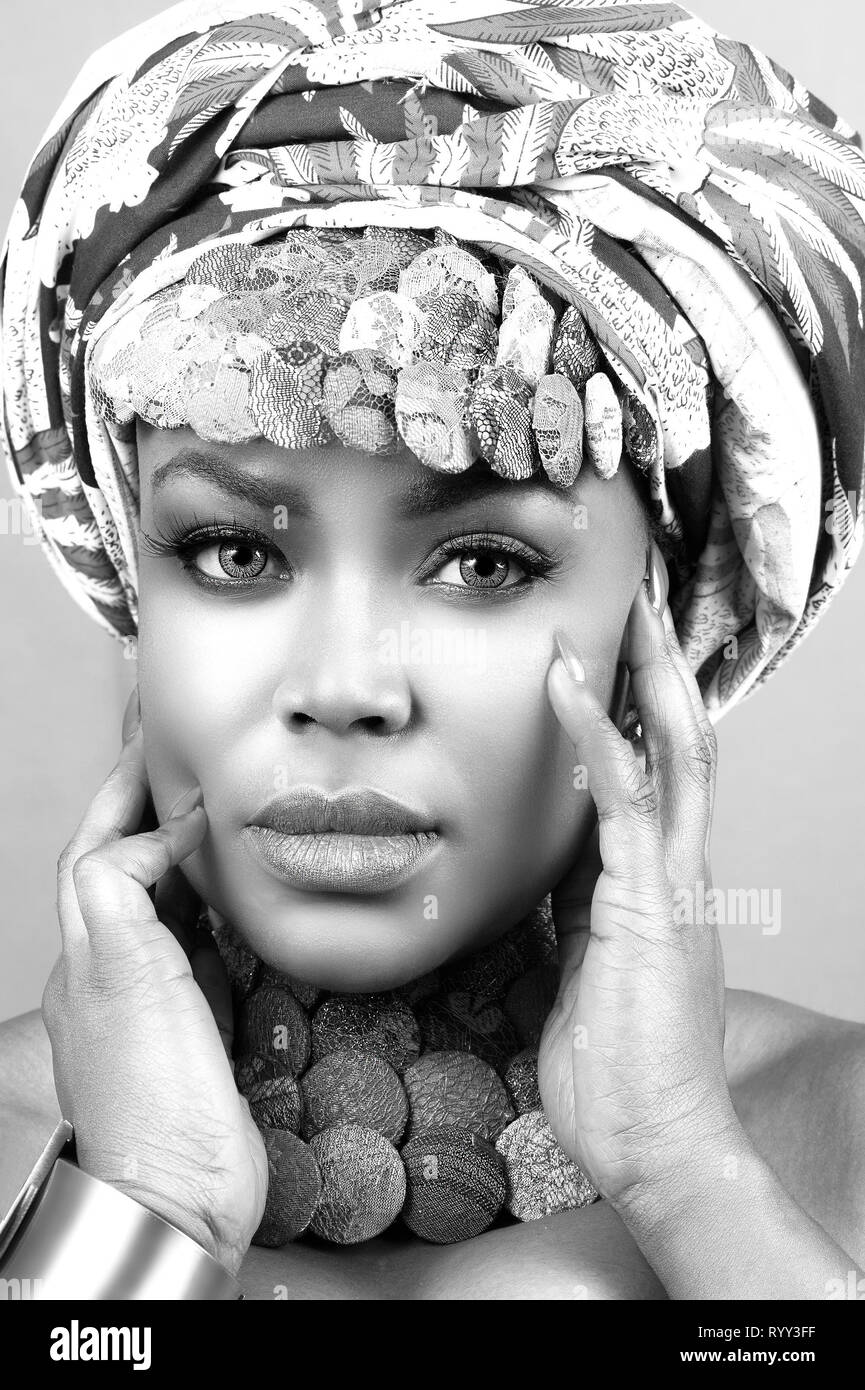 Beautiful black Nigerian Nollywood actress - Elsie Eluwa Stock Photo ...